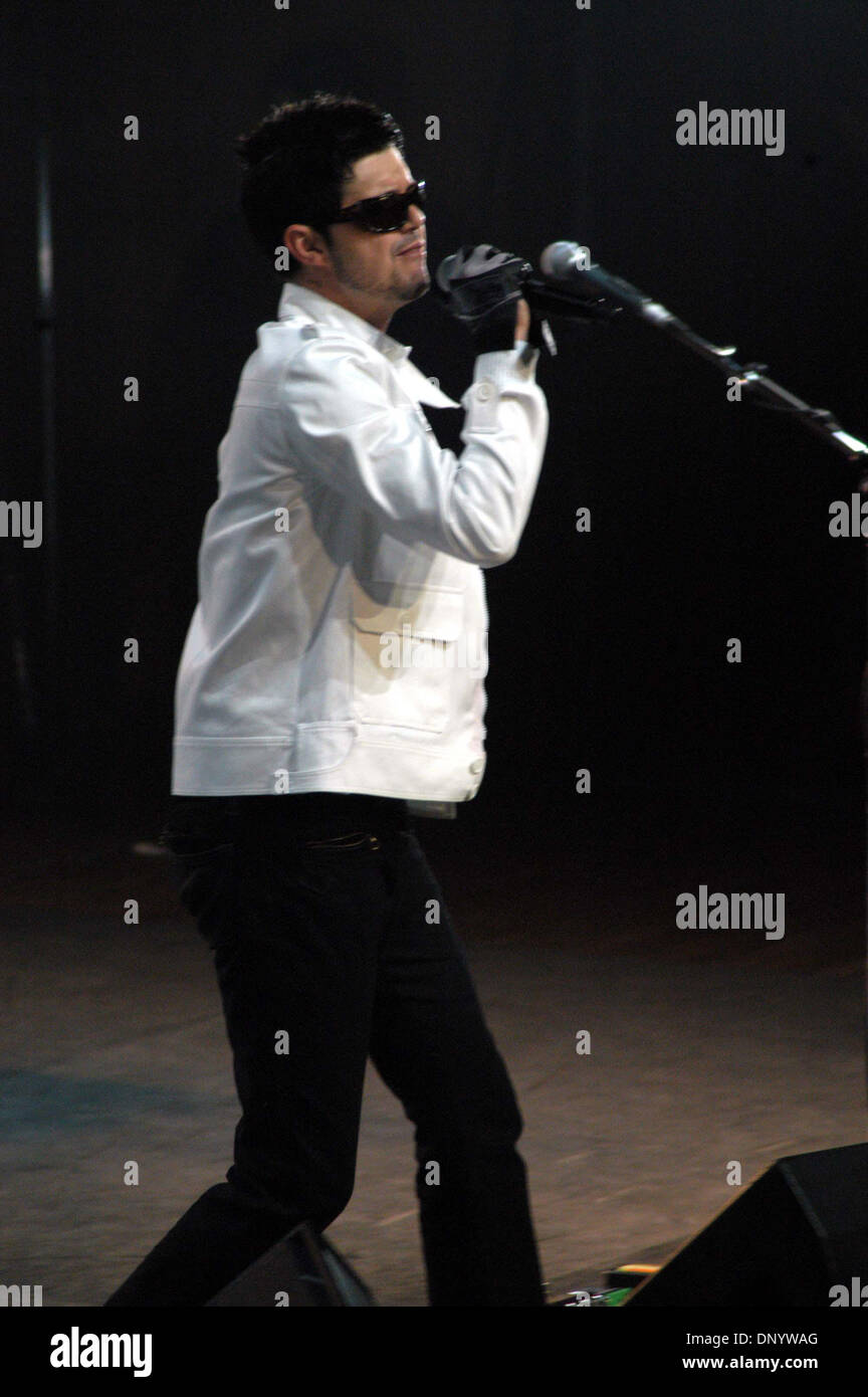 Feb 13, 2006; New York, NY, USA; New Lead Singer JD FORTUNE and INXS ...