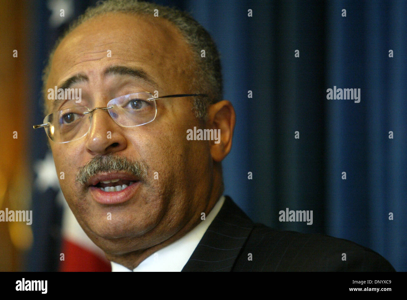 Tax rebate hi-res stock photography and images - Alamy