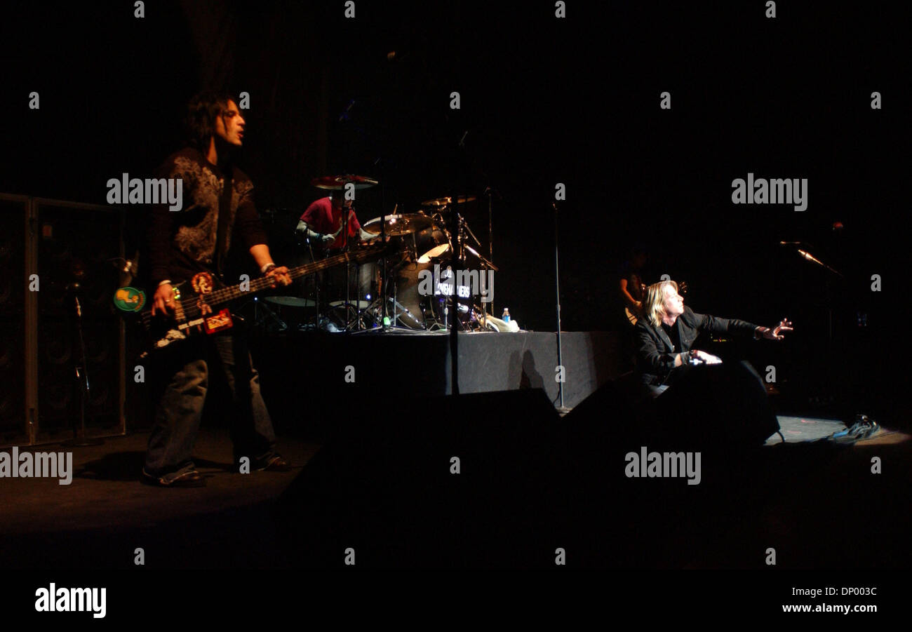 Feb 20, 2006; Norfolk, VA, USA; MARTY CASEY and the LOVEHAMMERS start ...