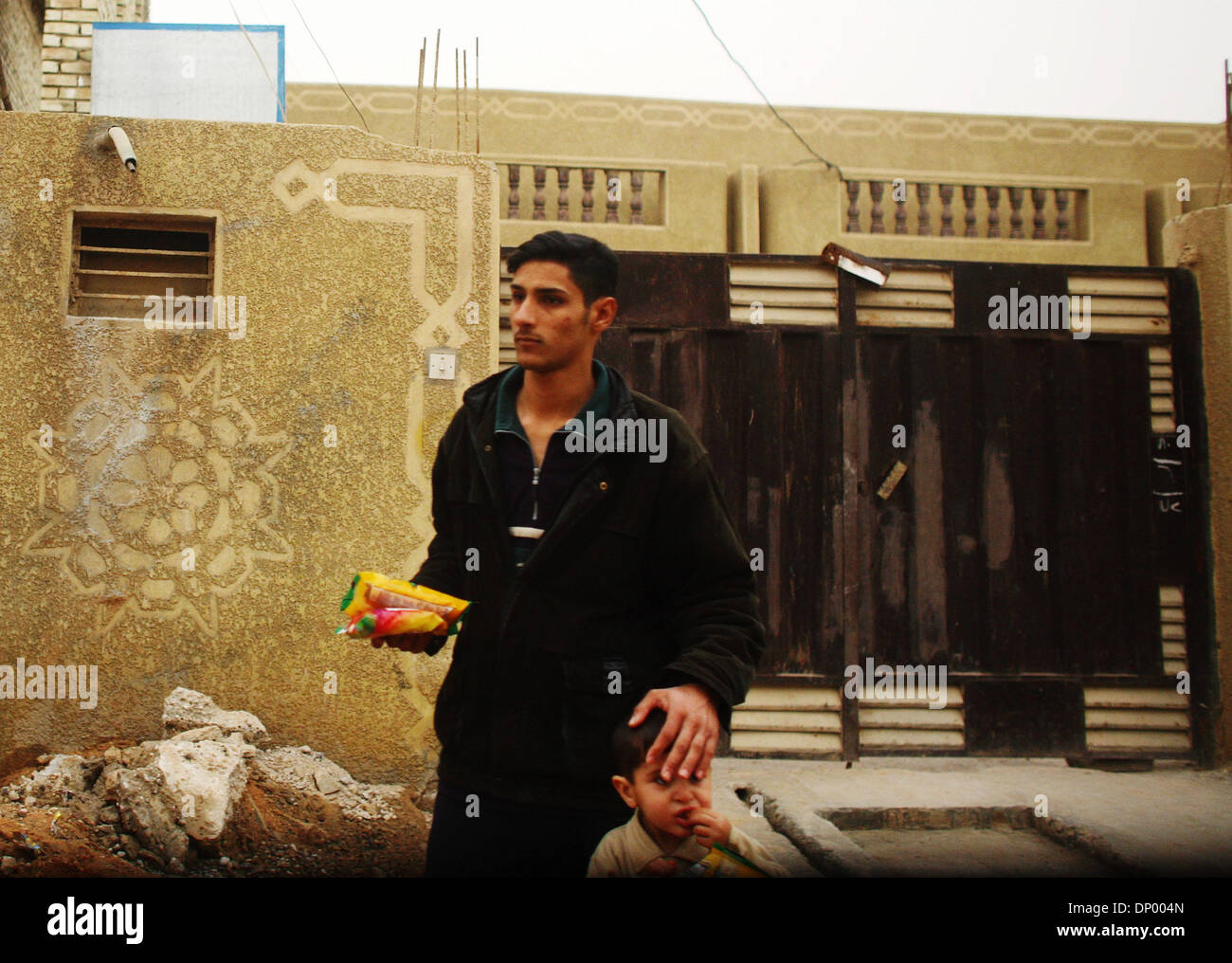 Feb 20, 2006; Fallujah, IRAQ; Street scenes of the Iraqi city of Al ...