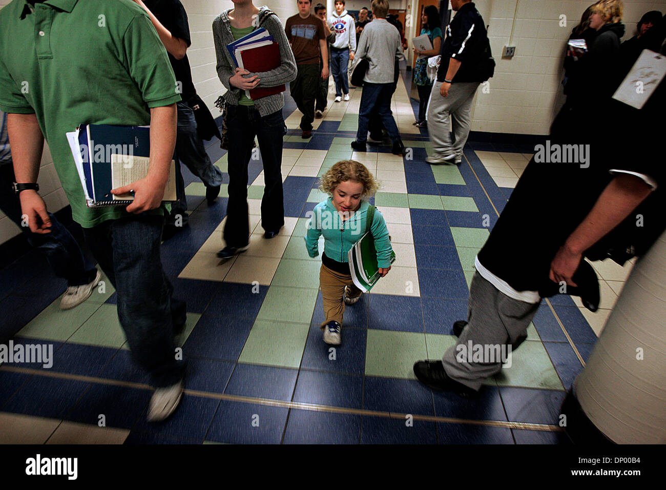 21 feet tall hi-res stock photography and images - Alamy
