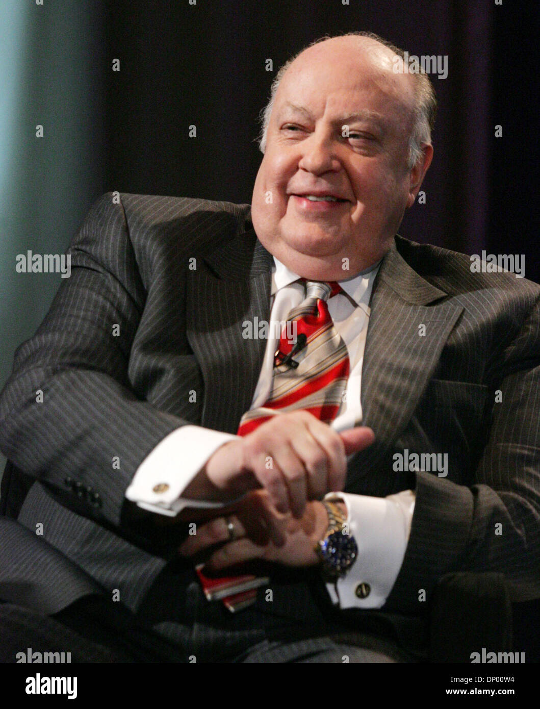 Roger ailes fox hi-res stock photography and images - Alamy