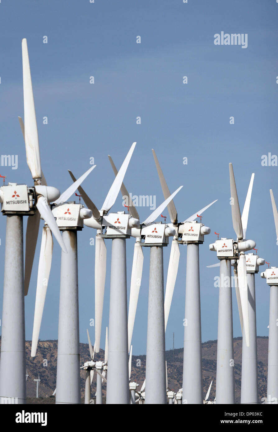 Tehachapi wind resource area hi-res stock photography and images - Alamy