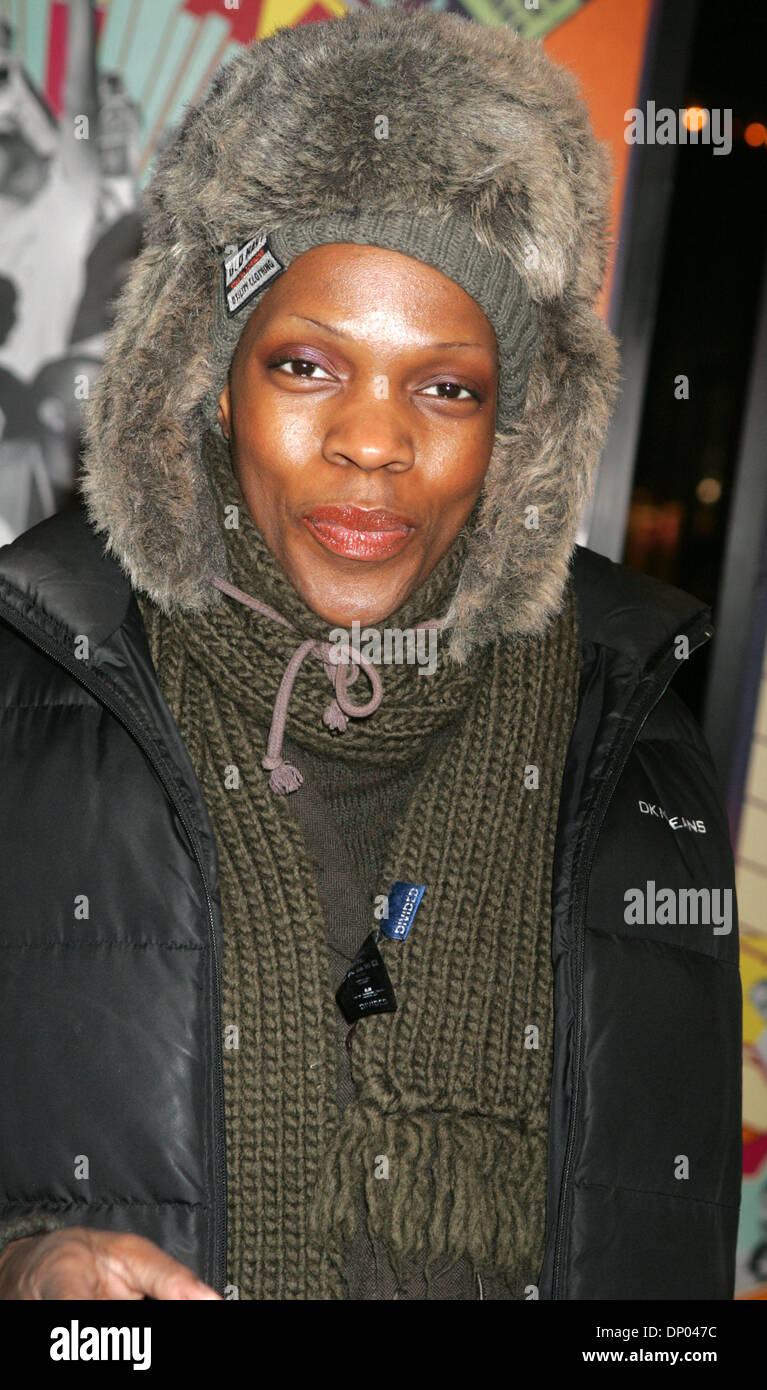 Feb 28, 2006; New York, NY, USA; Singer RENEE NEUFVILLE at the arrivals ...