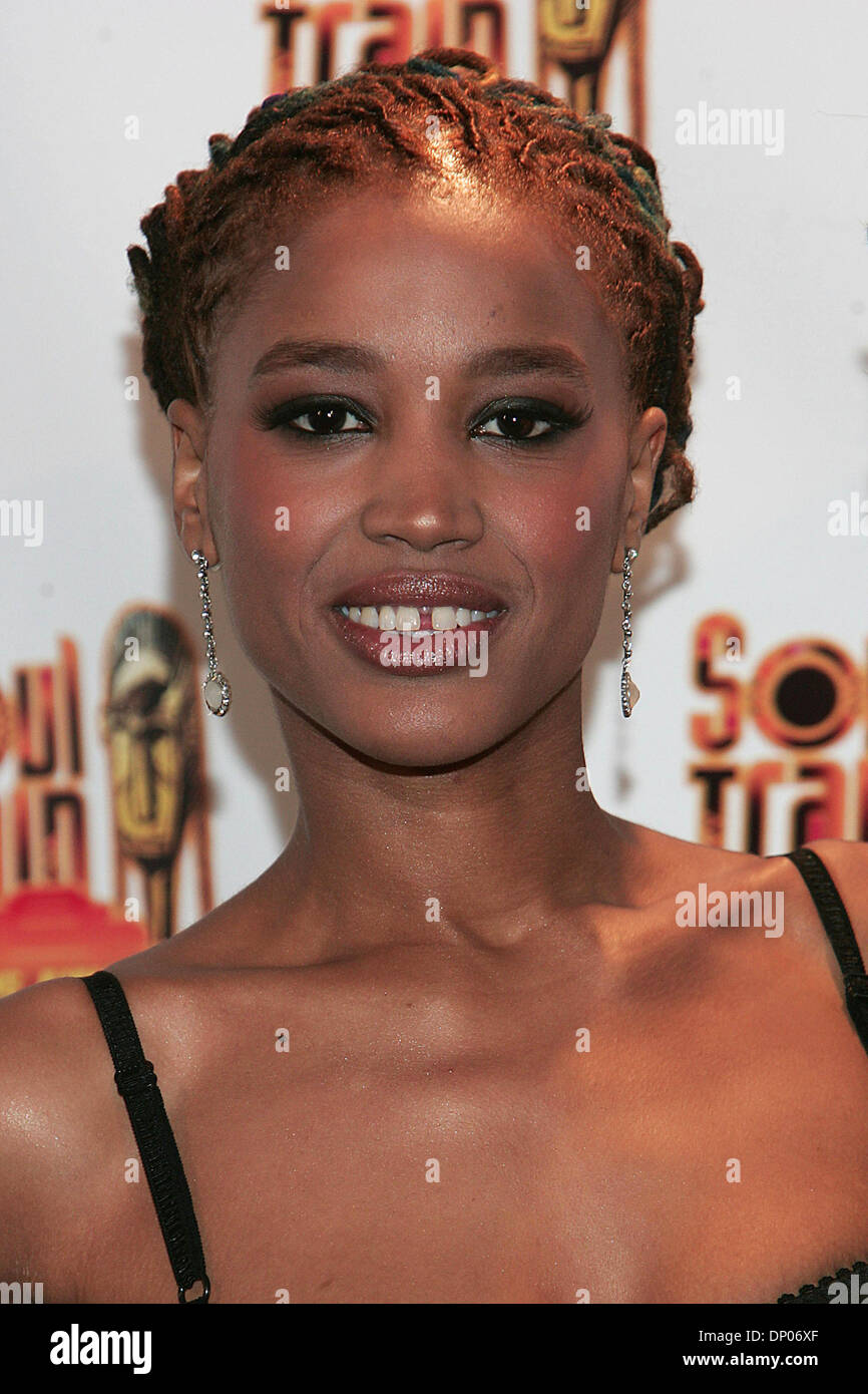 Mar 04, 2006; Pasadena, CA, USA; Singer FLOETRY in the press room at ...