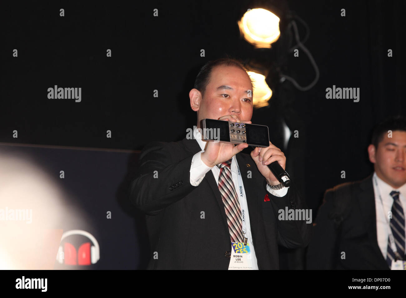 Robin lee hi-res stock photography and images - Alamy