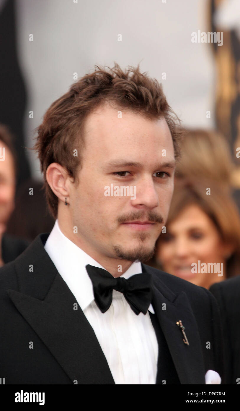 The dark knight 2008 joker hi-res stock photography and images - Alamy