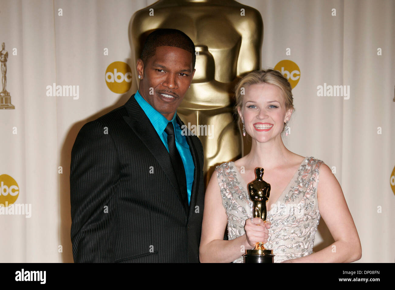 Mar 05, 2006; Hollywood, CA, USA; OSCARS 2006: Presenter JAMIE FOXX in ...