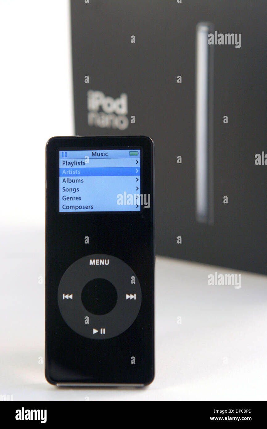 500 songs hi-res stock photography and images - Alamy