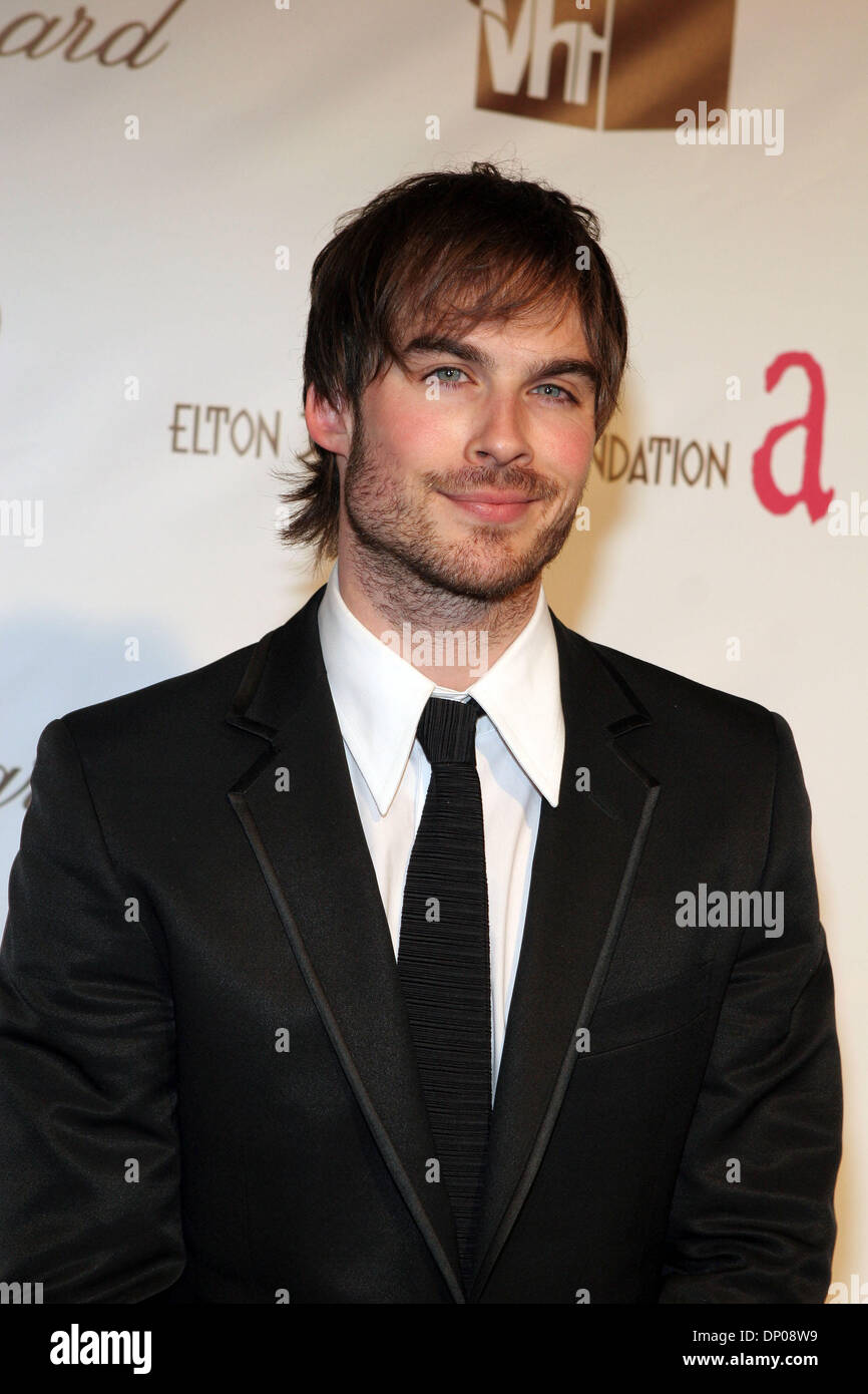 John somerhalder hi-res stock photography and images - Alamy