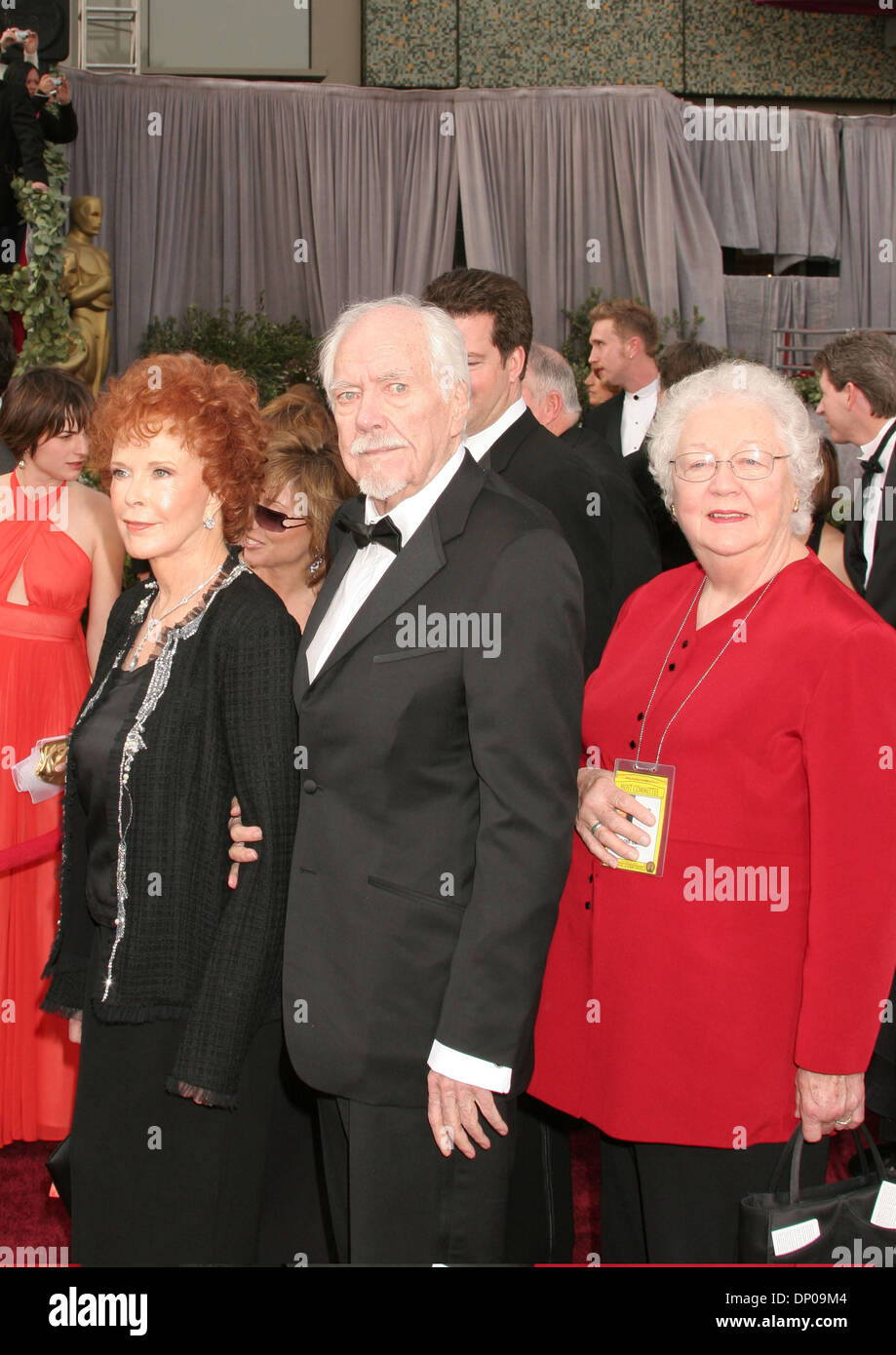 Mar 05, 2006; Hollywood, CA, USA; OSCARS 2006: ROBERT ALTMAN and wife ...