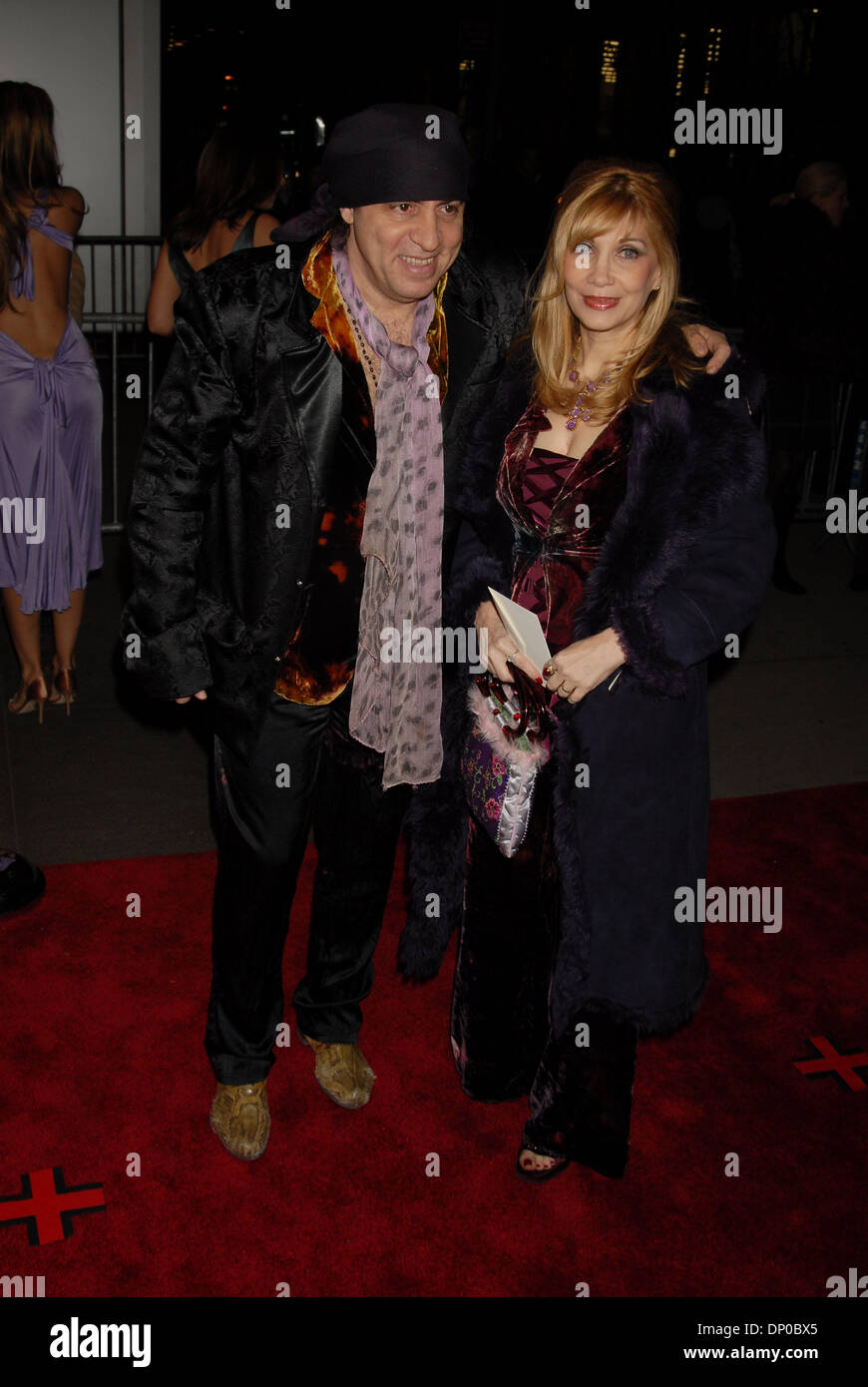 Maureen van zandt hi-res stock photography and images - Alamy