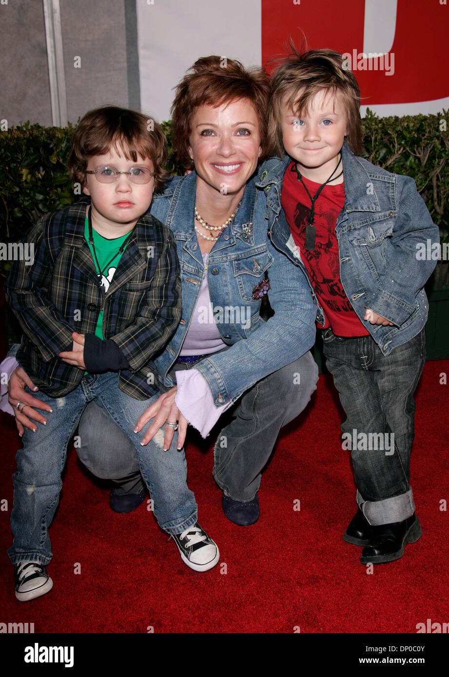 Mar 7, 2006; Hollywood, California, USA; Actress LAUREN HOLLY, GEORGE ...