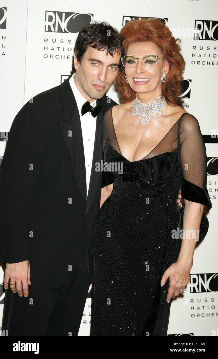 Sophia Loren And Son Stock Photos & Sophia Loren And Son Stock Images ...