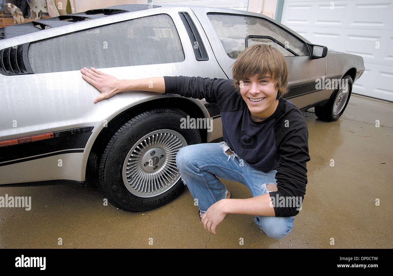 Disney channel actor zac efron hi-res stock photography and images - Alamy