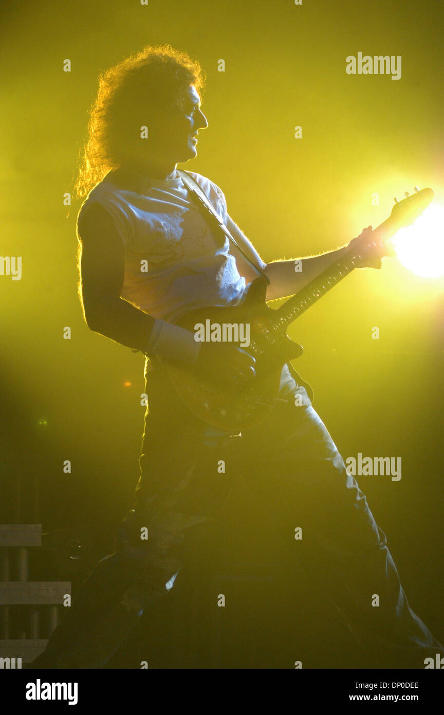 Mar 12, 2006; New York, NY, USA; QUEEN with guitarist BRIAN MAY ...