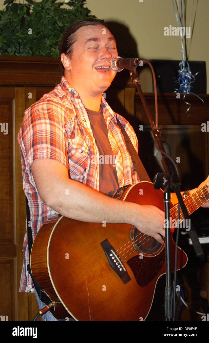 Mar 12, 2006; Raleigh, NC, USA; Musician EDWIN MCCAIN performs live at ...