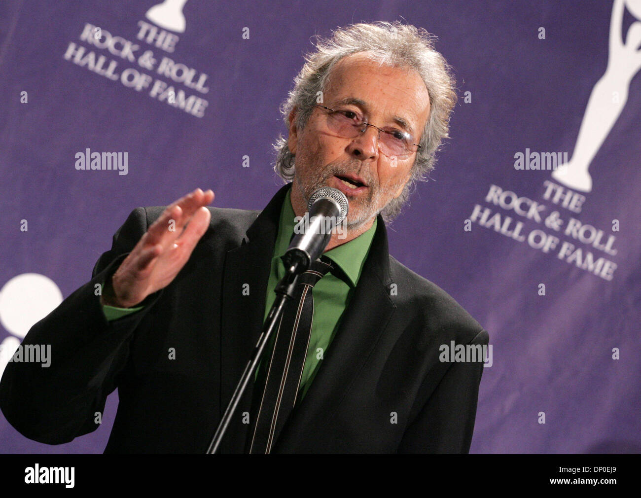 Mar 13, 2006; New York, NY, USA; Inductee HERB ALPERT poses for photos ...