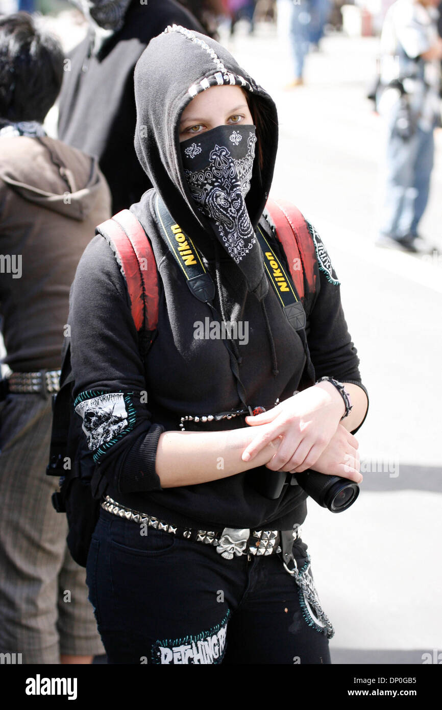 Mar 18, 2006; San Francisco, CA, USA; An estimated 10,000 protesters ...