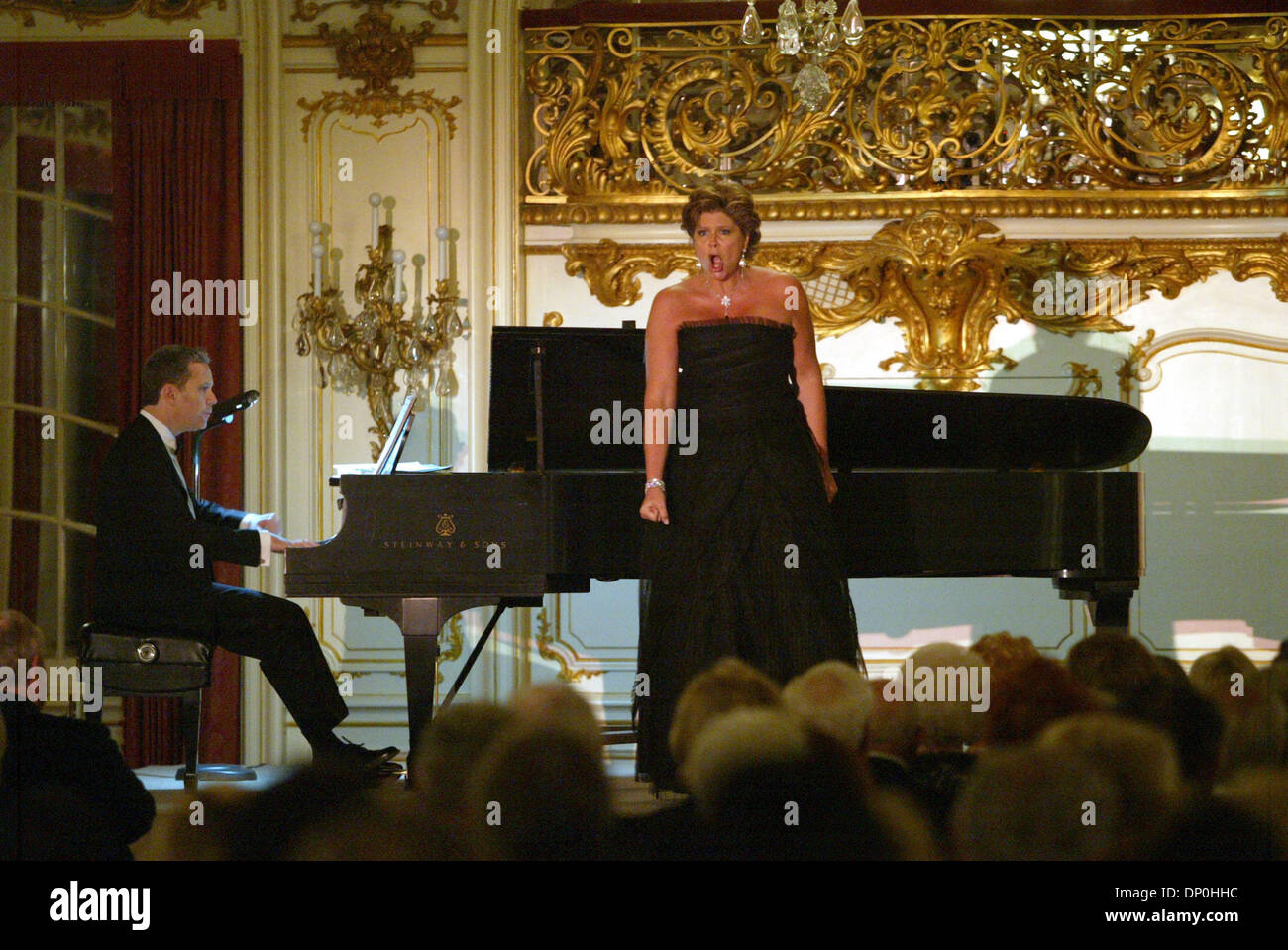 Susan graham hi-res stock photography and images - Alamy