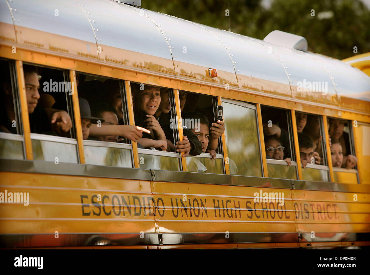 Bus loading hi-res stock photography and images - Alamy
