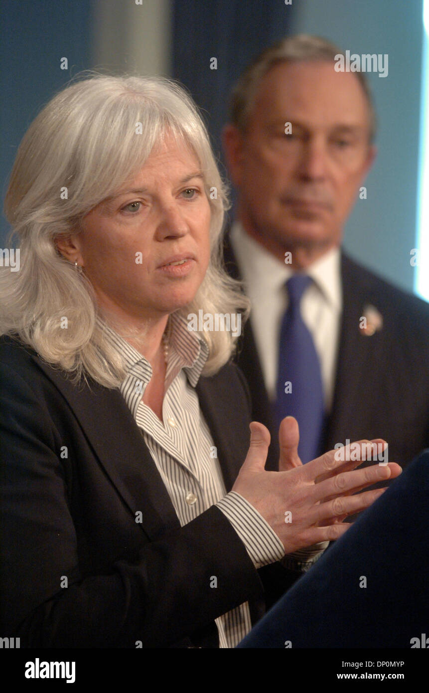 Deputy mayor of health and human services hi-res stock photography and ...