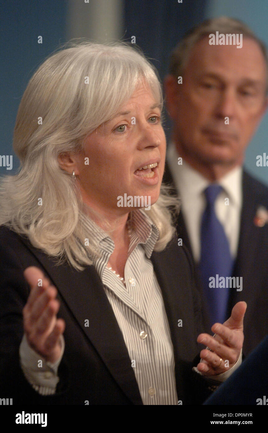 Deputy mayor of health and human services hi-res stock photography and ...