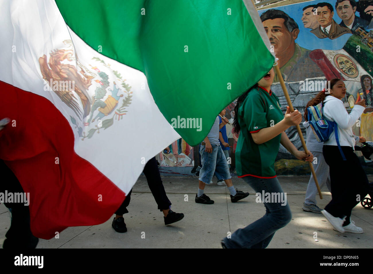 Mar 30, 2006; San Diego, CA, USA; Students from San Diego area schools ...