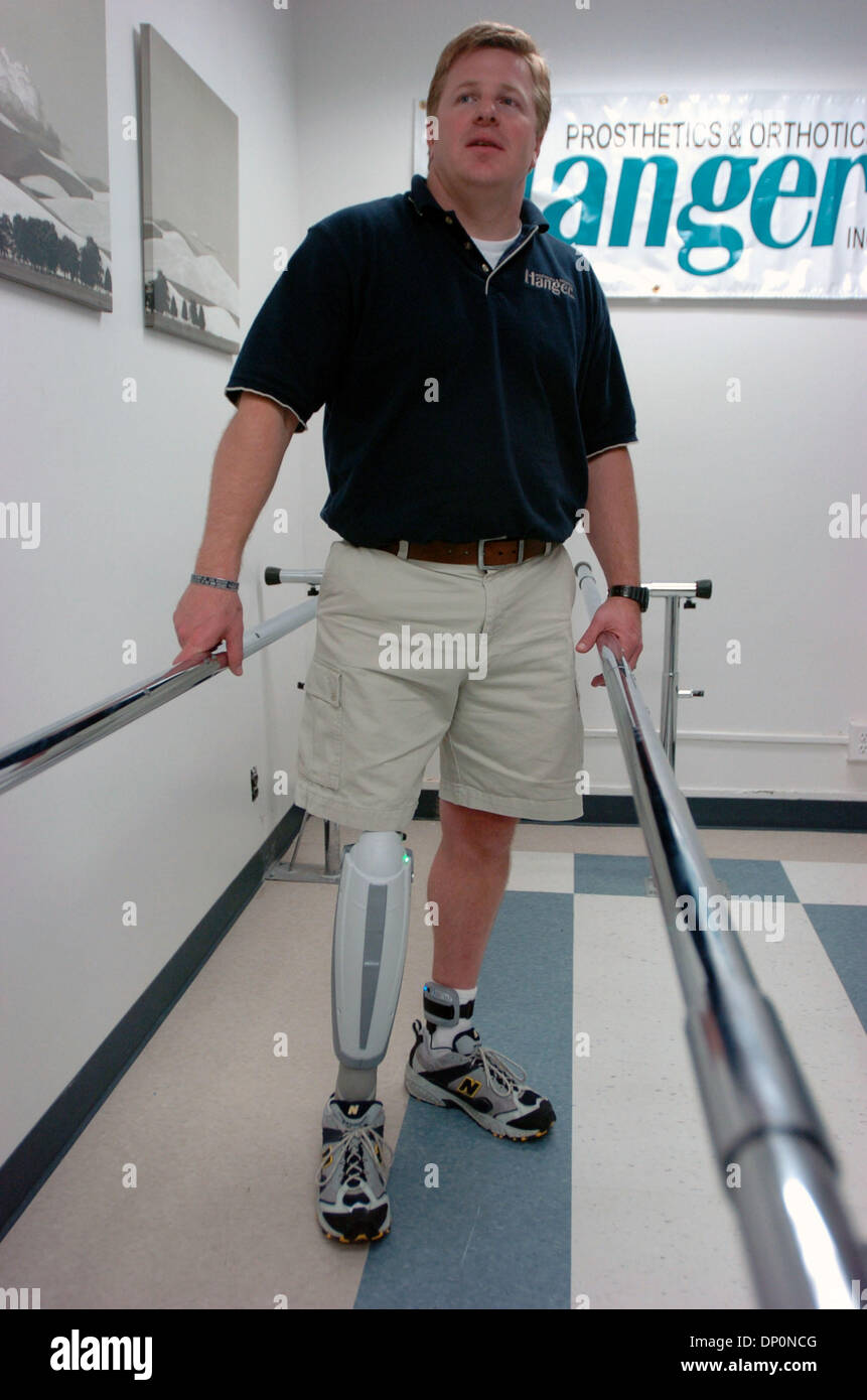 Mar 30, 2006; Manhattan, NY, USA; Retired Sergeant Bill Dunham of the U ...