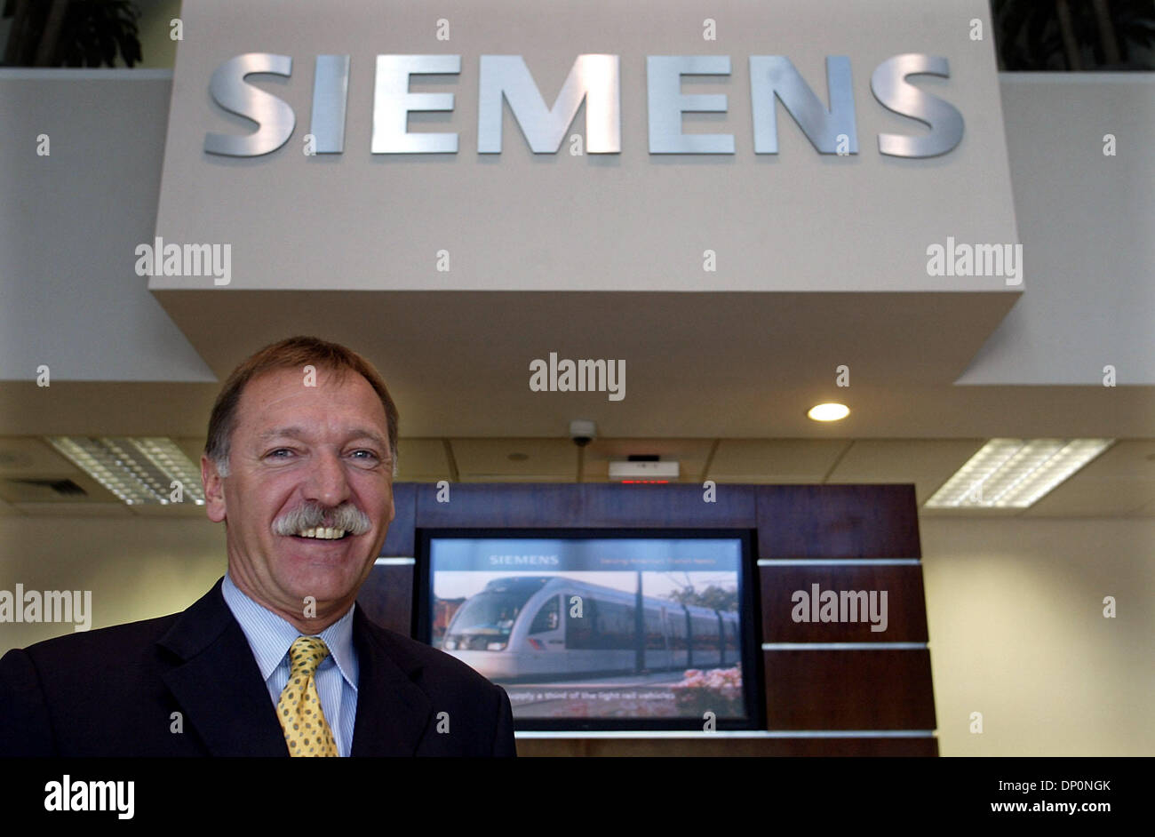 New ceo of siemens hi-res stock photography and images - Alamy