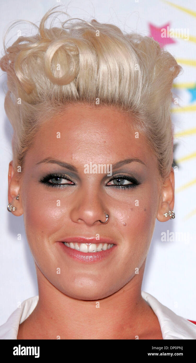 Apr 1, 2006; Westwood, California, USA; Singer PINK at the 19th Annual ...