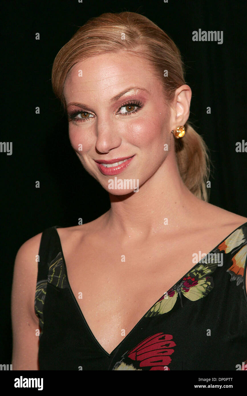 Apr 01, 2006; Beverly Hills, CA, USA; Singer DEBORAH GIBSON during ...