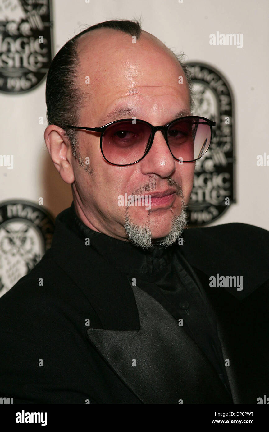Apr 01, 2006; Beverly Hills, CA, USA; Magician MAX MAVEN during ...