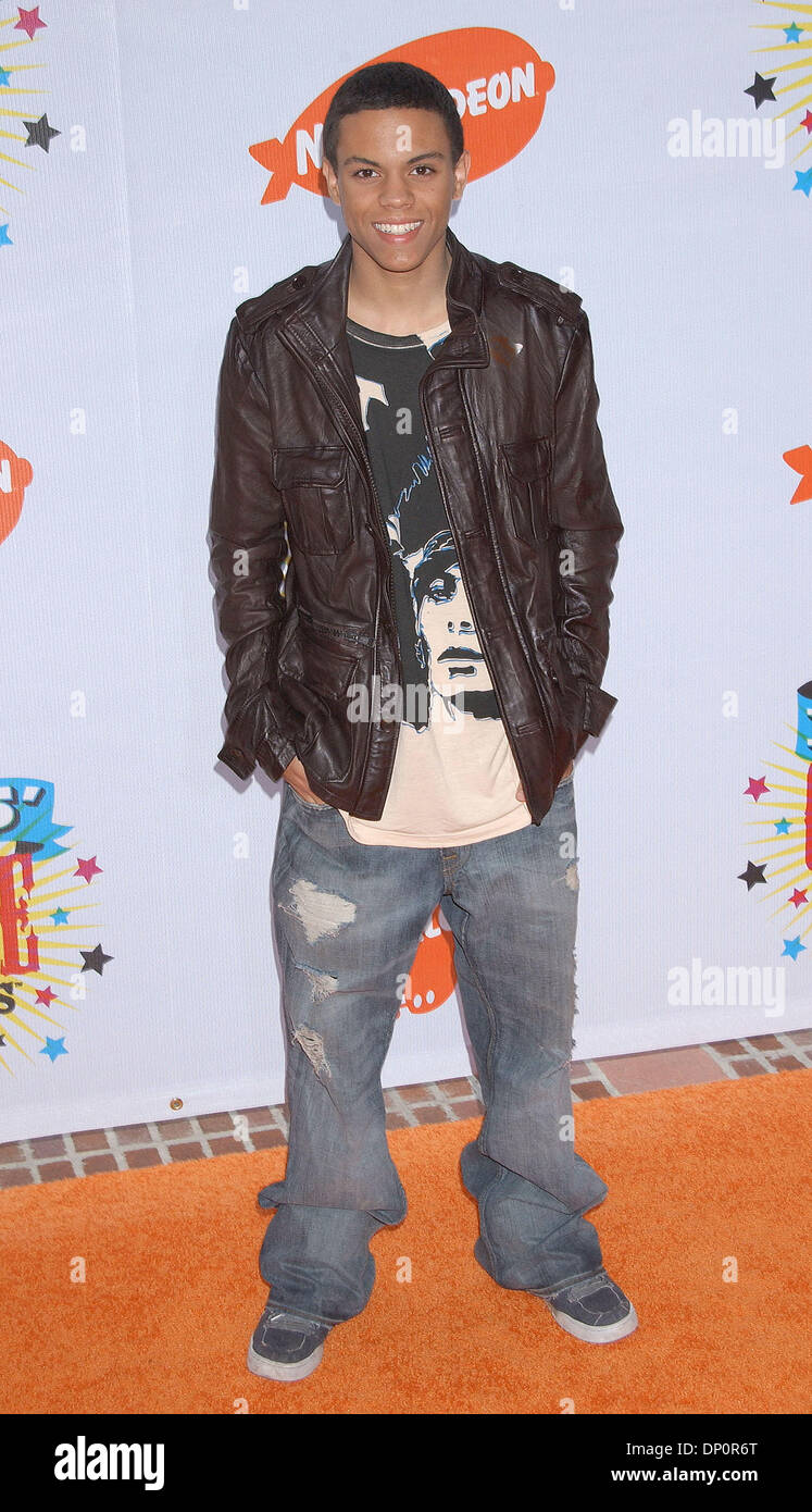 Apr 01, 2006; Los Angeles, CA, USA; Actor EVAN ROSS at the 19th Annual ...