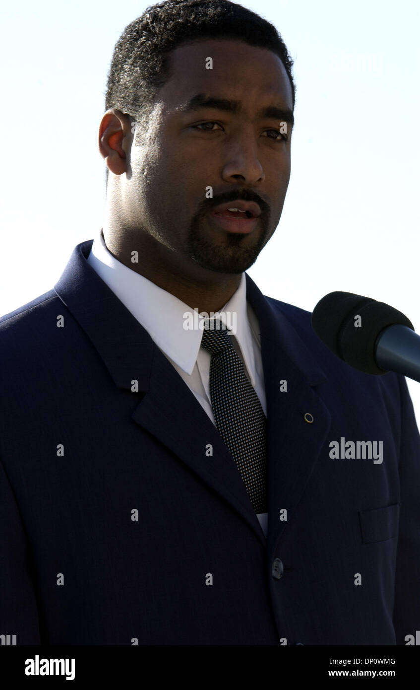 Apr 05, 2006; Wilmington, NC, USA; Boxer CALVIN BROCK at the opening ...