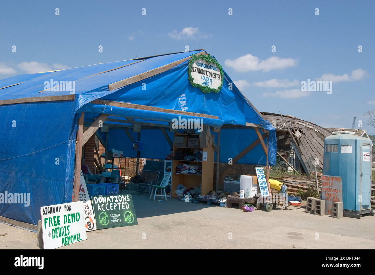 Common ground relief hi-res stock photography and images - Alamy