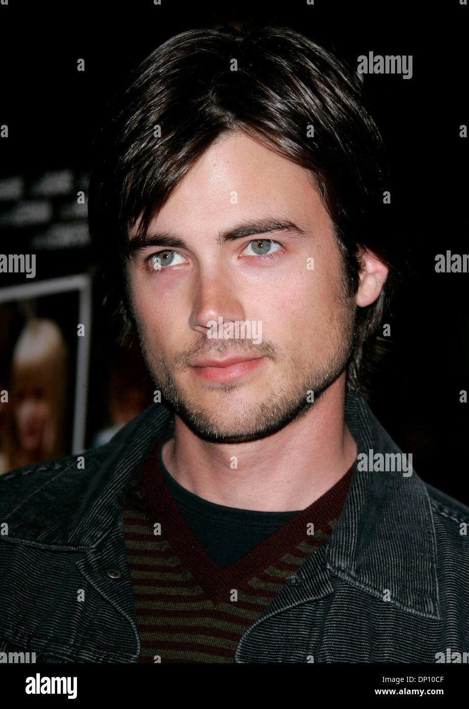 Standing still los angeles premiere hi-res stock photography and images ...