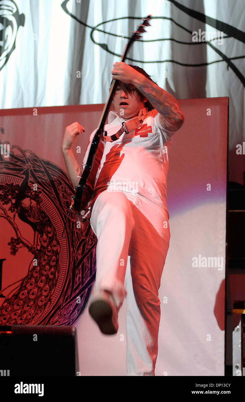 Photo paul hawthorne hi-res stock photography and images - Alamy