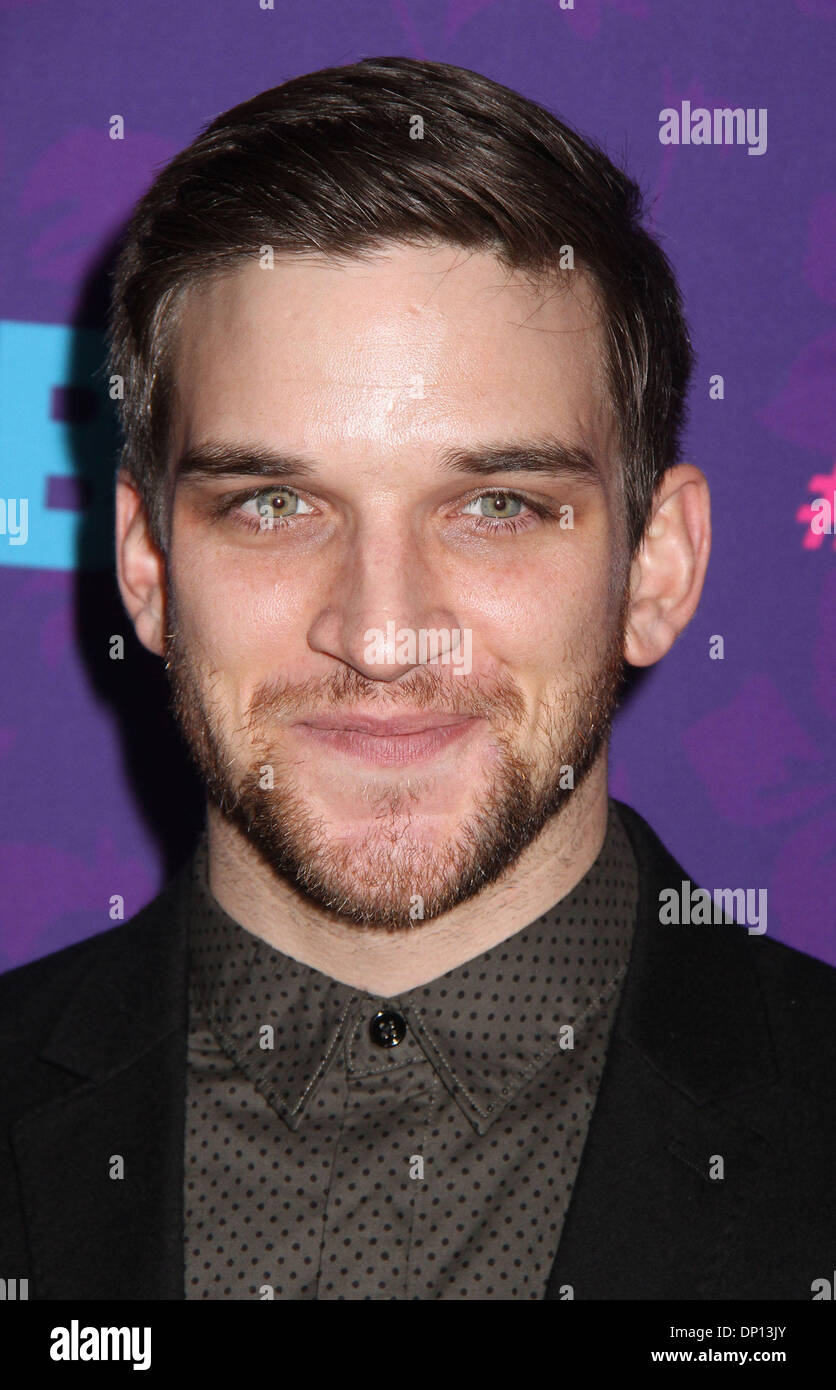 New York, New York, USA. 6th Jan, 2014. Actor EVAN JONIGKEIT attends ...
