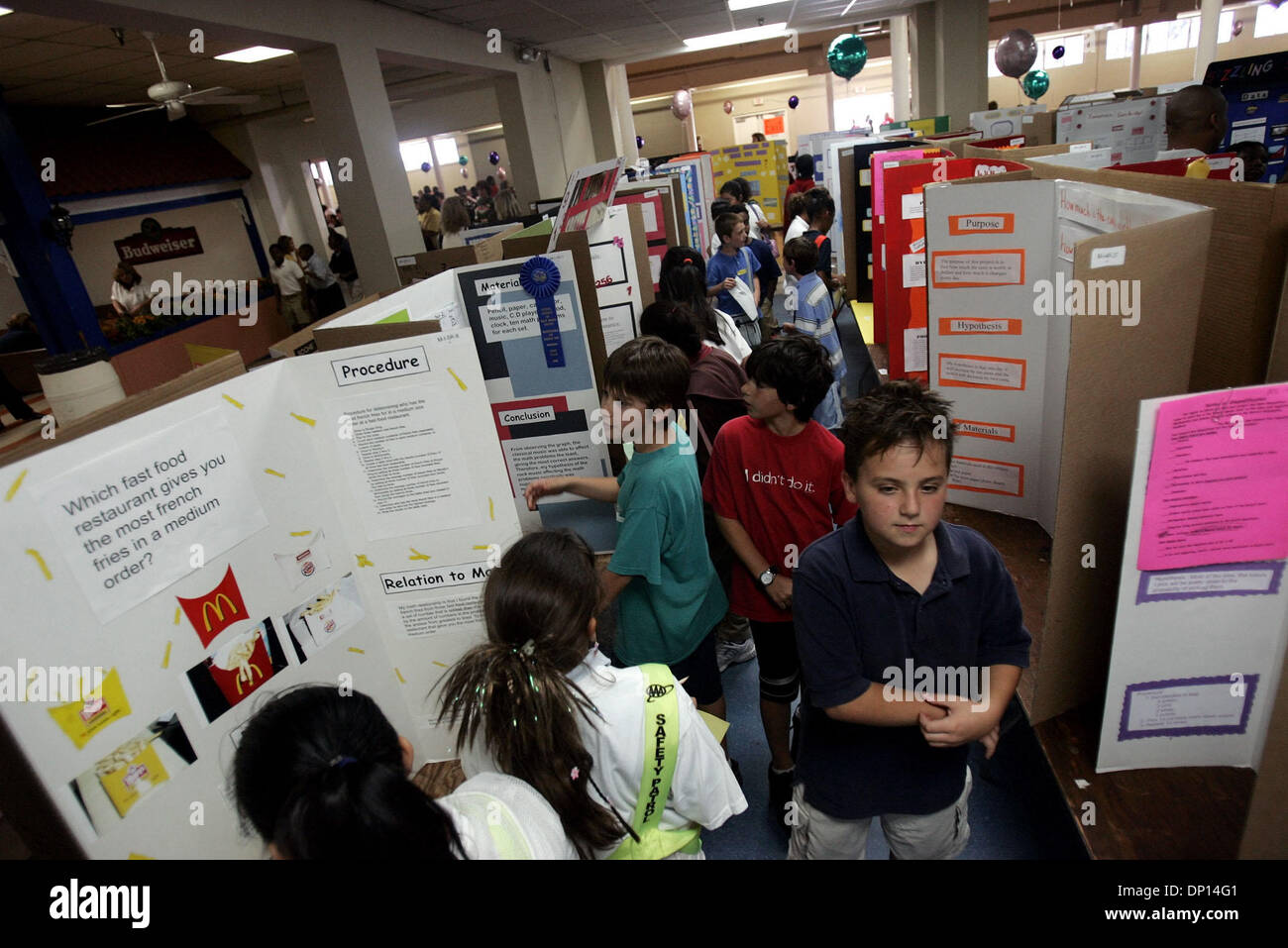 Elementary math and science fair hi-res stock photography and images ...