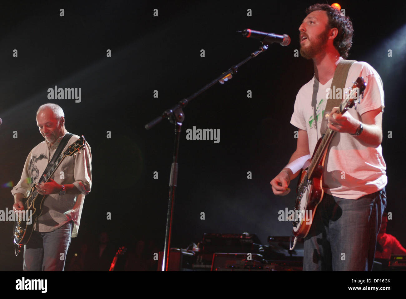 Apr 20, 2006; New York, NY, USA; 'Guster' lead singer with Peter ...