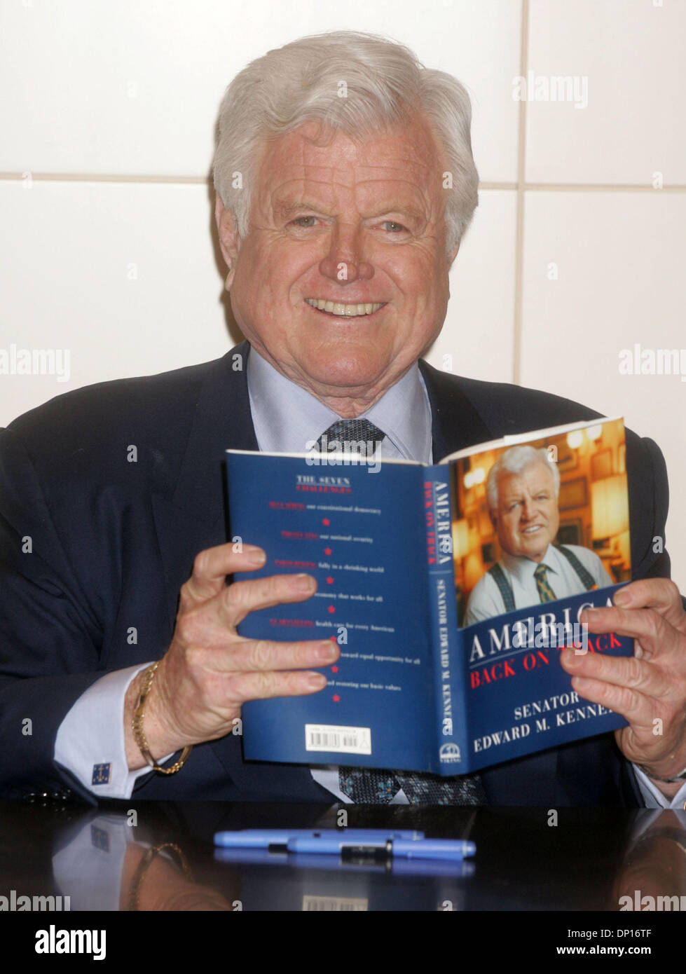 Apr 21, 2006; New York, NY, USA; Senator EDWARD KENNEDY promotes his ...