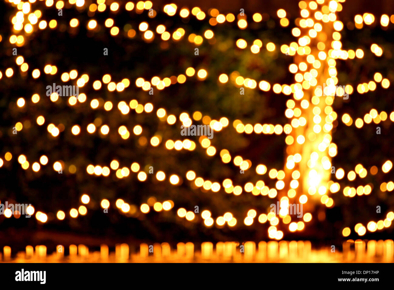 Abstract golden small bokeh background hi-res stock photography and ...