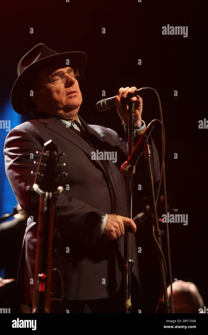 Van morrison hi-res stock photography and images - Alamy