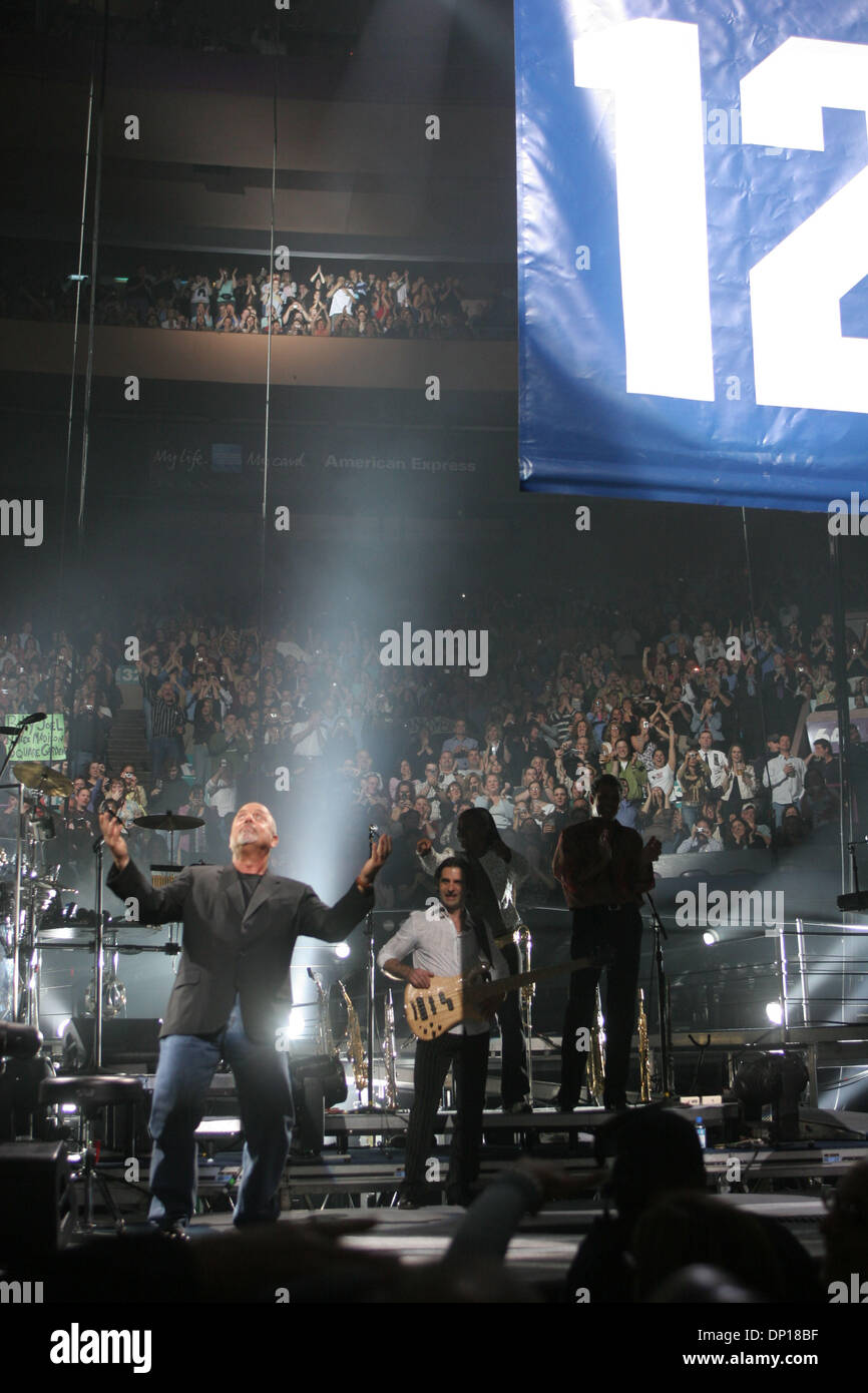 Apr 24, 2006; New York, NY, USA; Singer BILLY JOEL plays his 12th and ...
