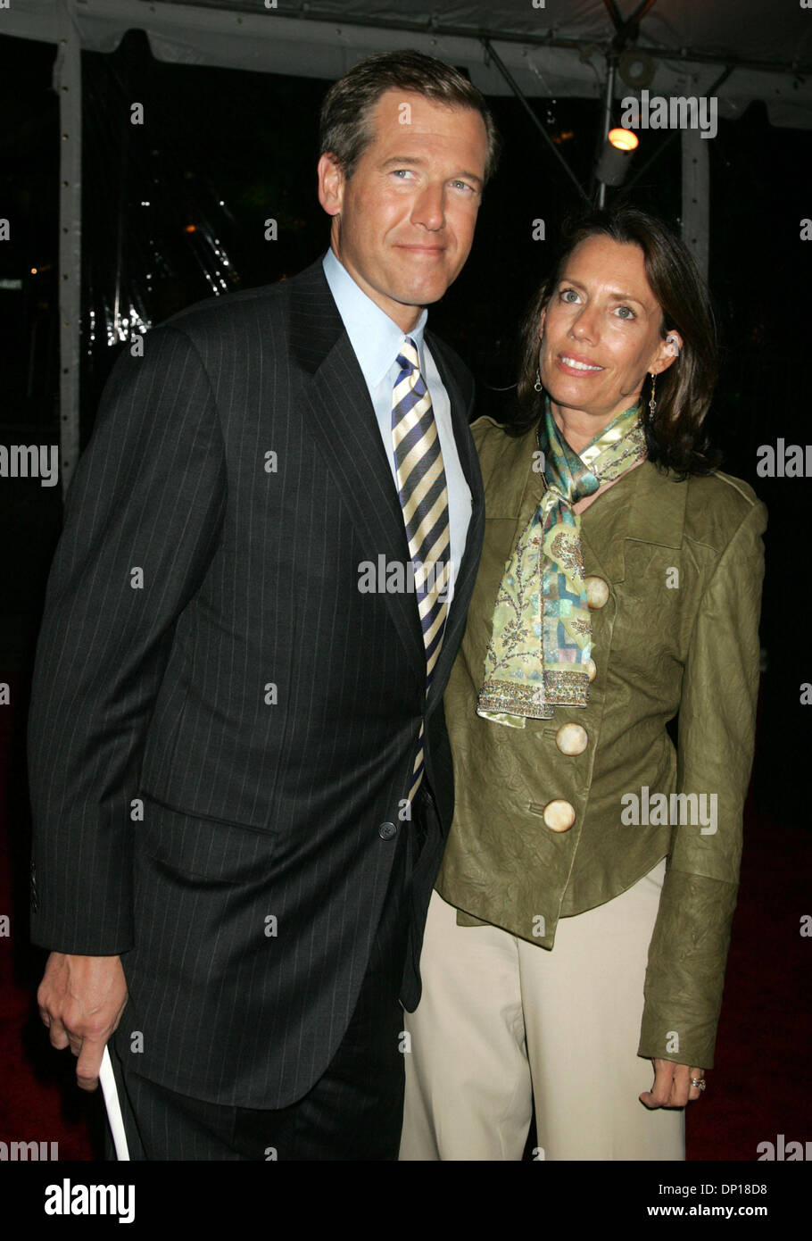 Apr 25, 2006; New York, NY, USA; News reporter BRIAN WILLIAMS & WIFE at ...