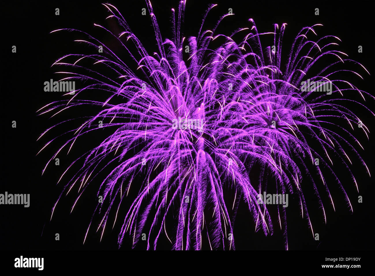 Red rocket firework hi-res stock photography and images - Alamy