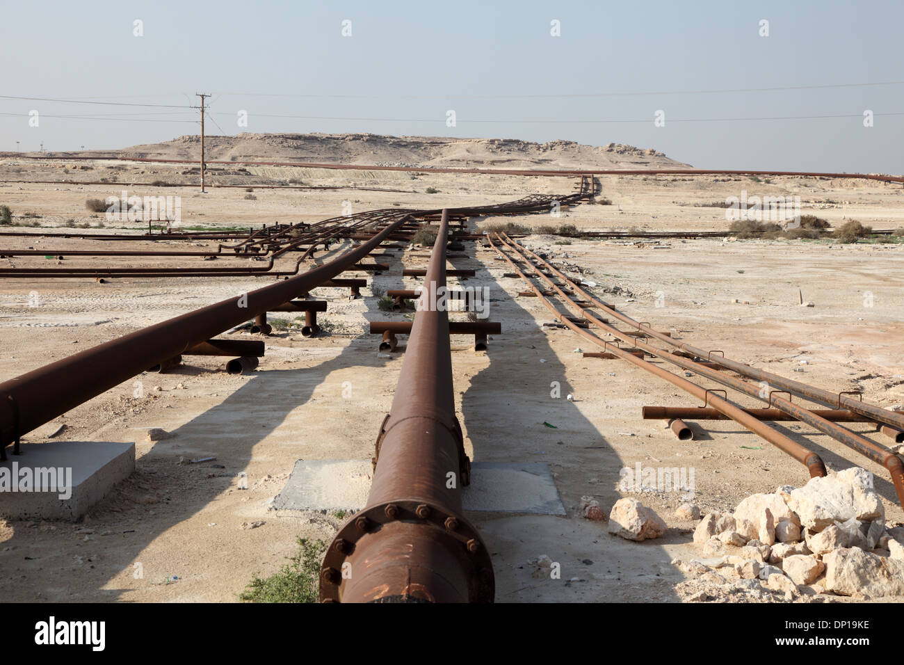 Oil and gas pipeline in the desert of Bahrain, Middle East Stock Photo ...