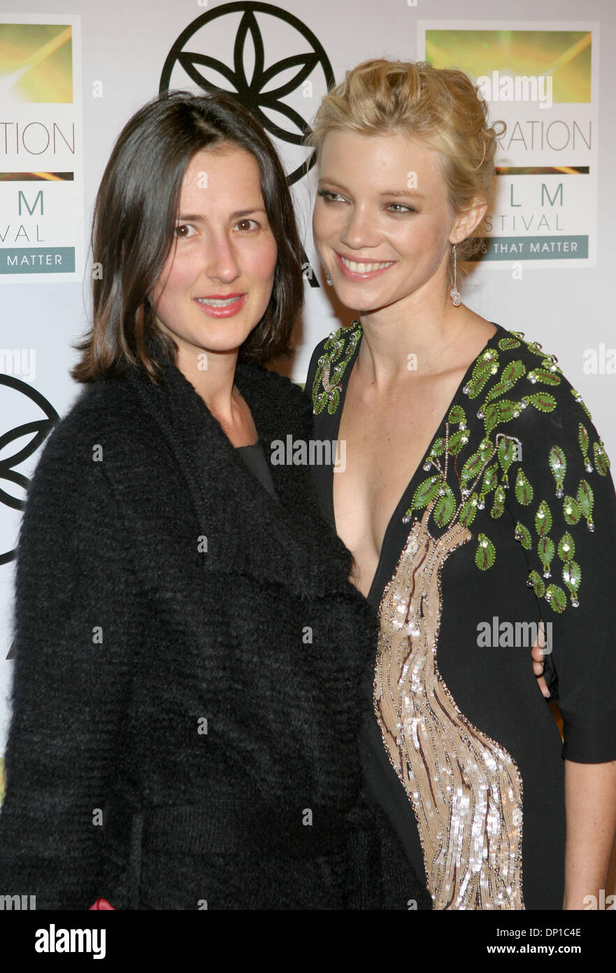 Apr 28, 2006; Santa Monica, CA, USA; ANNA GETTY and actress AMY SMART ...