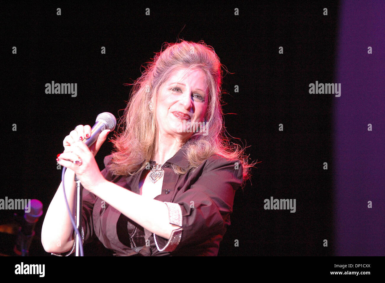 Apr 29, 2006; Emporia, VA, USA; Legendary singer JULIE BUDD performs ...